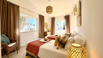 4 quartos, roupa de cama fornecida