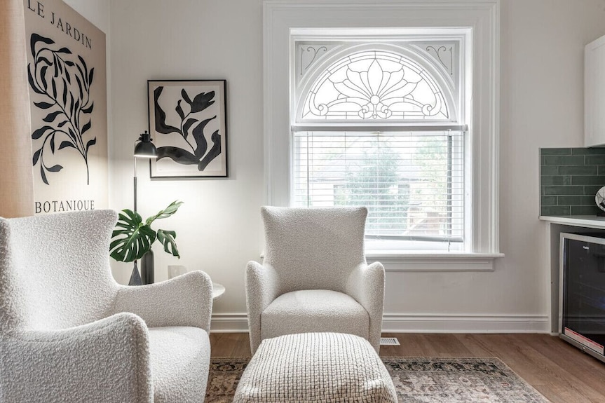 Plums Unit 2: Downtown - King - Stratford, Canadá