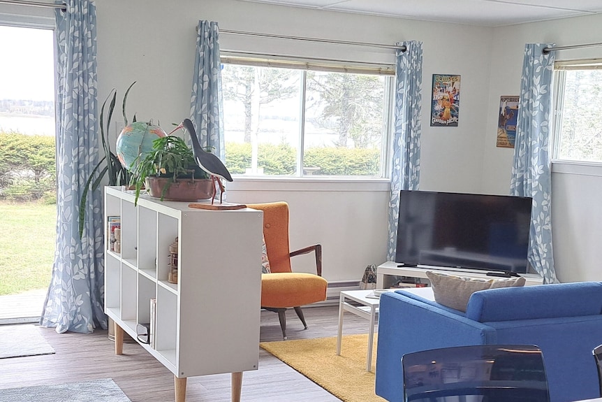 Bright, Spacious Beachwalk Cottage: Ocean View, 5 Minutes To Sandy Beaches - 新斯科舍