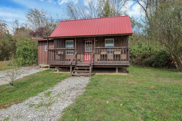 Cozy Cabin - Lost lands festival