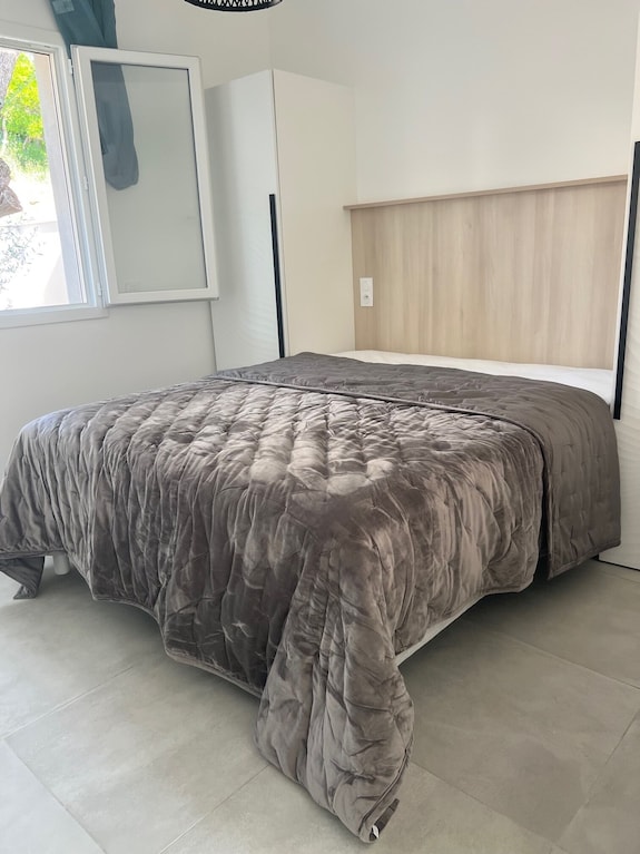 Lovely New T2 Apartment Bathed In Sunshine All Day With Terrace And Private Garden - Cap Corse