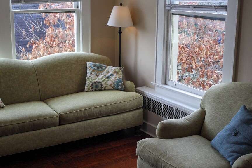 Two Bedroom Apartment In Charming Hendersonville, Walk To Main Street. - Stone Ashe Vineyards, Hendersonville