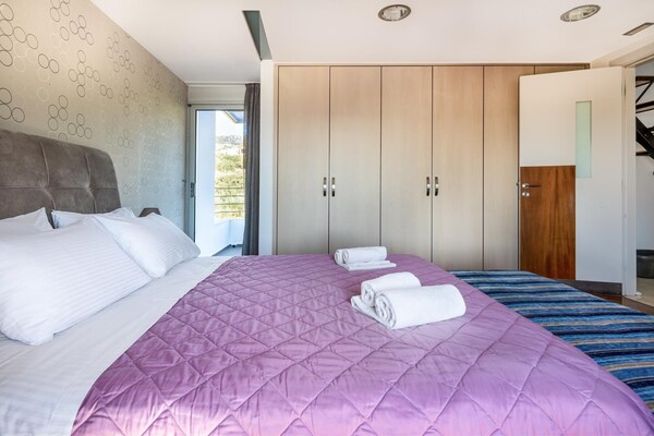 Villa Friends With Private Pool - Agios Nikolaos