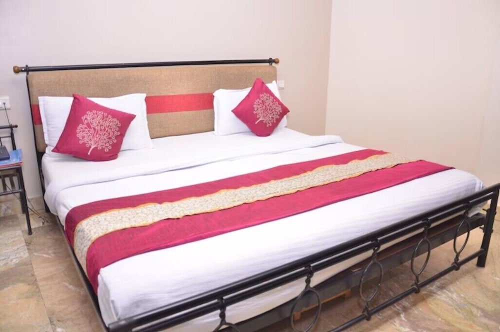 Hotel Sheel Gopal Vision - Mathura