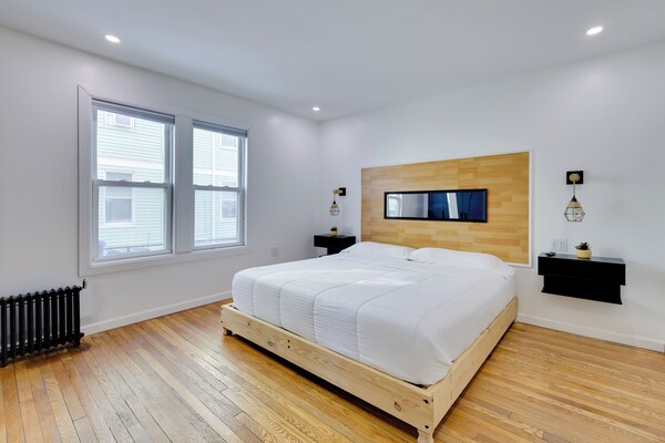 Walk To Roger Williams Park: Apt In Providence! - Cranston, RI