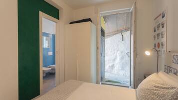 Apartamento (2 Bedrooms) | 2 quartos, espaço de trabalho para notebook