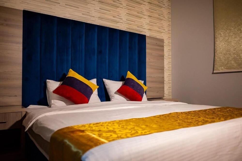 Ahlen Suites - Riyad