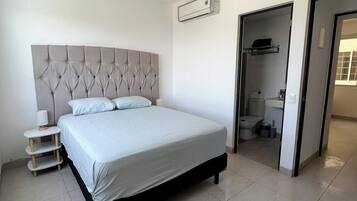 3 quartos, ferros/tábuas de passar roupa, Wi-Fi de cortesia