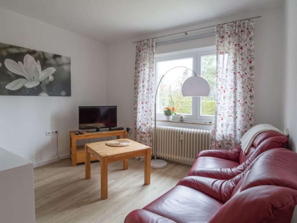 Vacation Apartment Hellberg - Holiday Apartment With Garden - Detmold