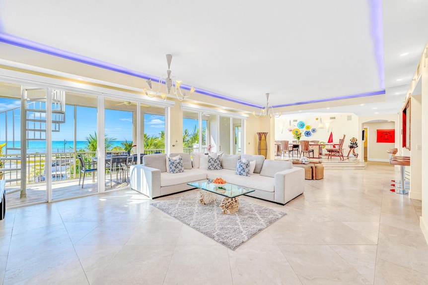 Ocean View Duplex Penthouse | Retreat Amenities: Tennis Court, Heated Pool | Vista Key One - Long Key State Park, Layton