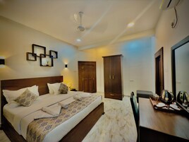 Quarto casal luxo, sacada