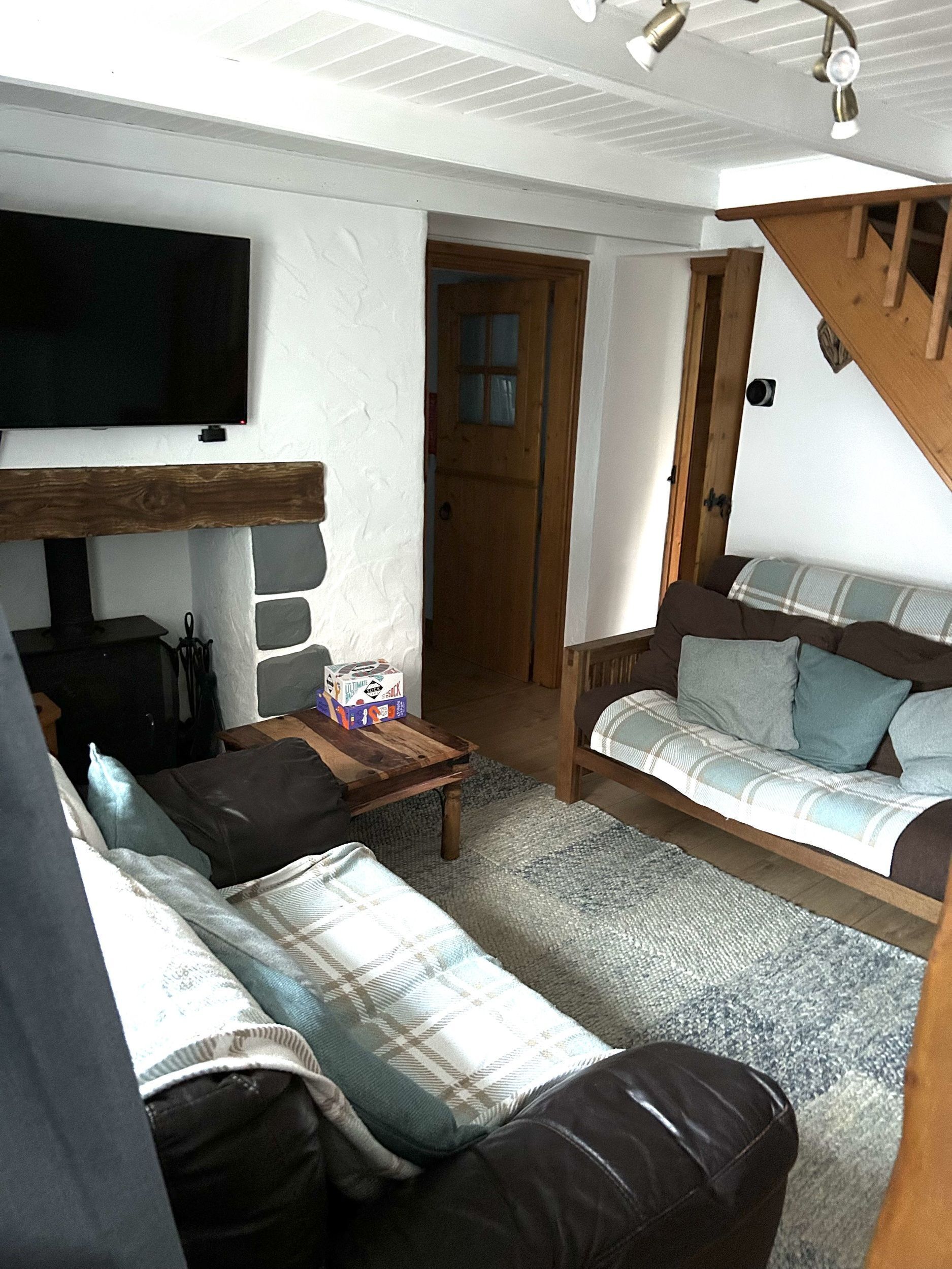 Cosy Holiday Cottage Just A Couple Of Minutes Walk To The Beach - 康瓦耳