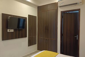 Quarto Duplo Premium | Minibar, secretária, quartos insonorizados, Wi-fi grátis