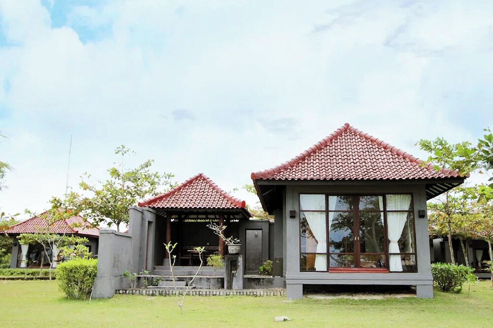 Beach Rock Resort Belitung - Bangka Belitung Islands