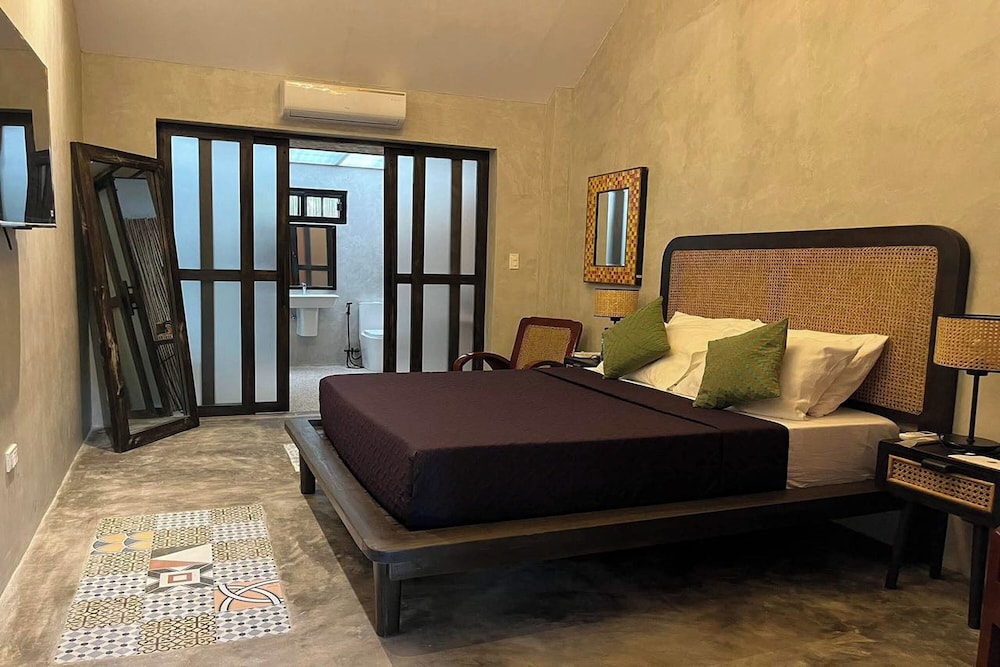 Balai Balatong - Laoag City