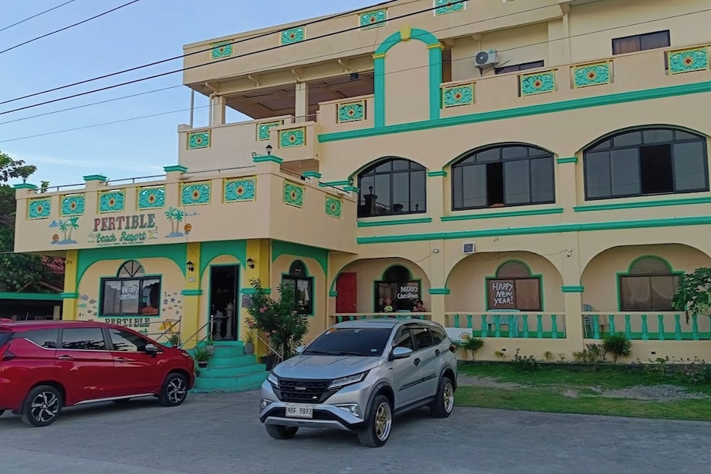 Pertible Beach Resort - Anda