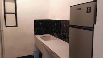Quarto família | 1 quarto, frigobar, escrivaninha, Wi-Fi de cortesia