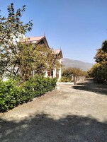 Fachada da propriedade