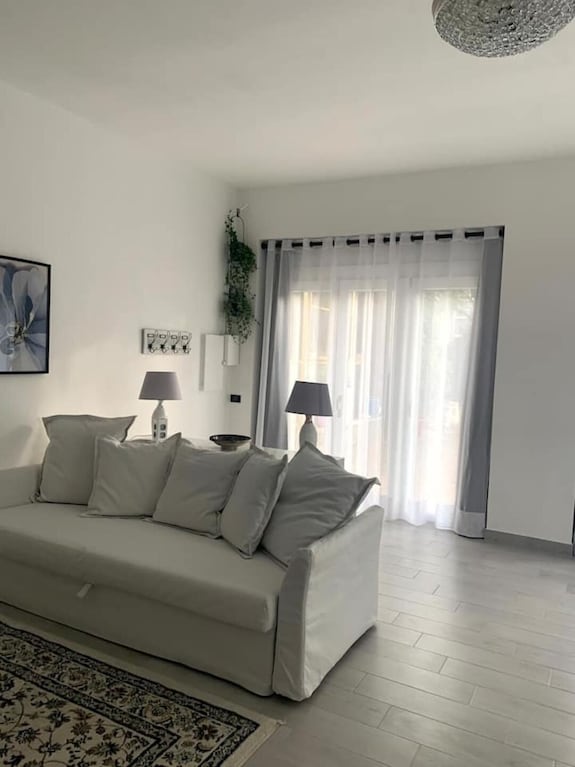 "Loft" Apartment In Villa Vittorio Veneto - Alagna