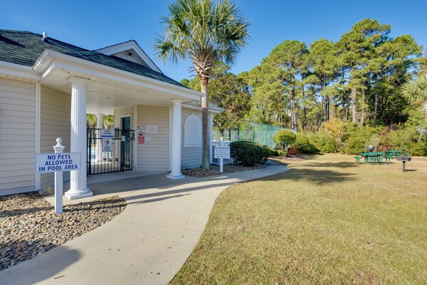 Golf, Swim & Explore: Sunset Beach Family Condo! - Sunset Beach, NC