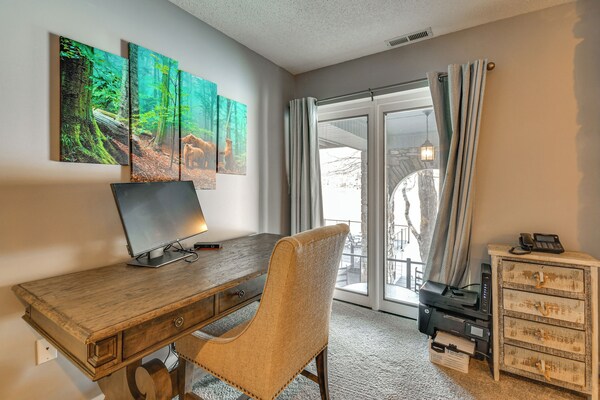 Hot Tub + Mtn Views! Rumbling Bald Resort Cabin - Lake Lure, NC