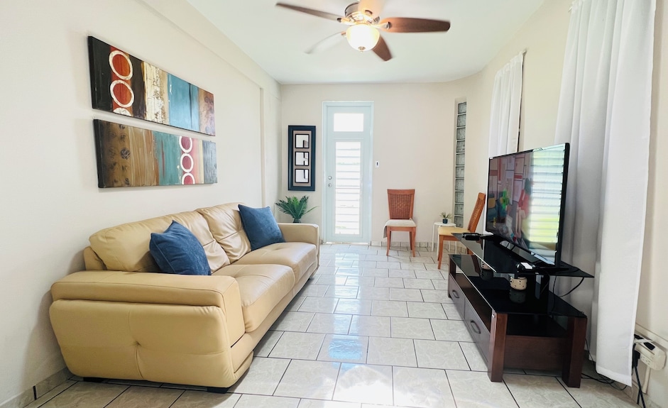 Perfectly Located Charming Apartment Near Beaches, Premium Outlets & Restaurants - Barceloneta