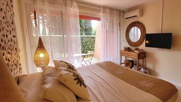 Cofre no quarto, secretária, quartos insonorizados, Wi-fi grátis