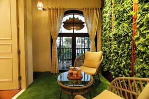 Smart TV de 52 polegadas com canais digitais, livros 