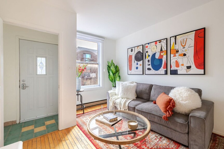 Cozy 2br In Plateau Mont-royal | Downtown Mtl - Laval, Quebec, Canadà