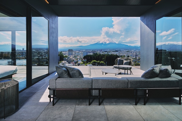 Suite-Estúdio de Luxo, não fumadores, sauna (Penthouse) | Vista do quarto