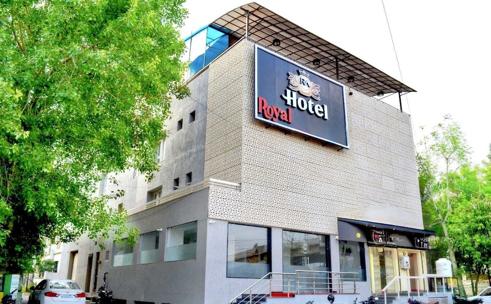 Hotel Royal Pixel - Bhopal