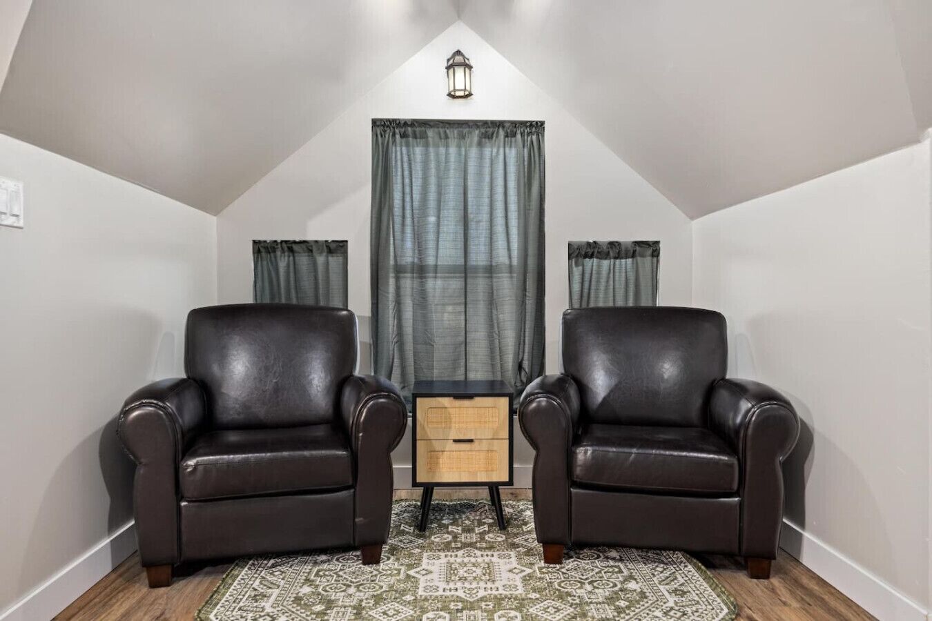 3bd Retreat 5 Min From Osf | Extended Stay Ready - Peoria, IL