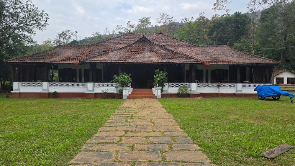 Highland Estate Heritage Homestay - Kodagu
