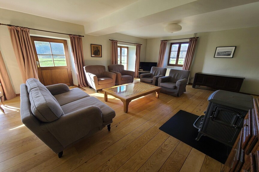 Belle Maison De Vacances à Orval Avec Jardin - Chiny