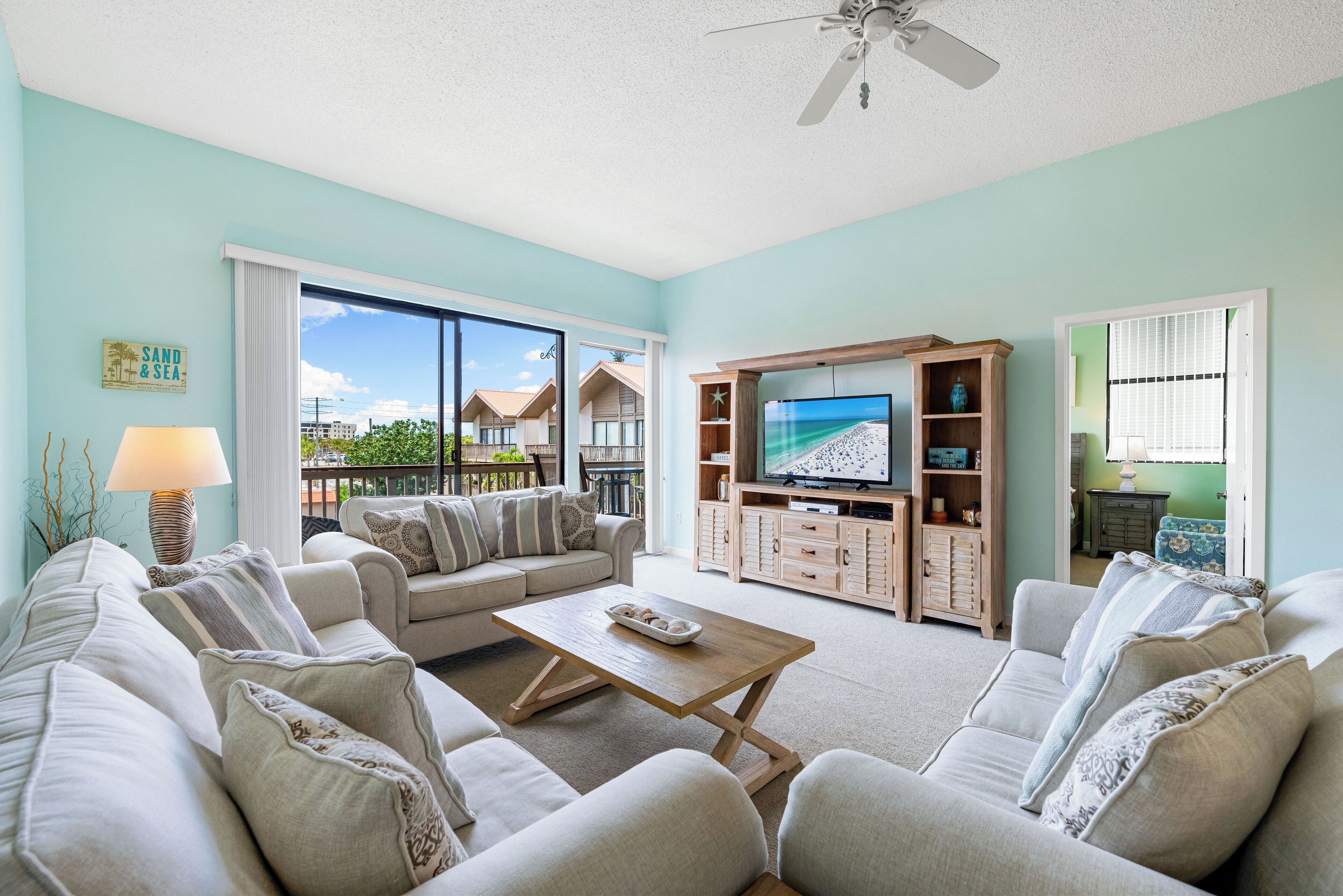 Stunning Lake View 2 Bed-2bath Siesta Key! - Siesta Key