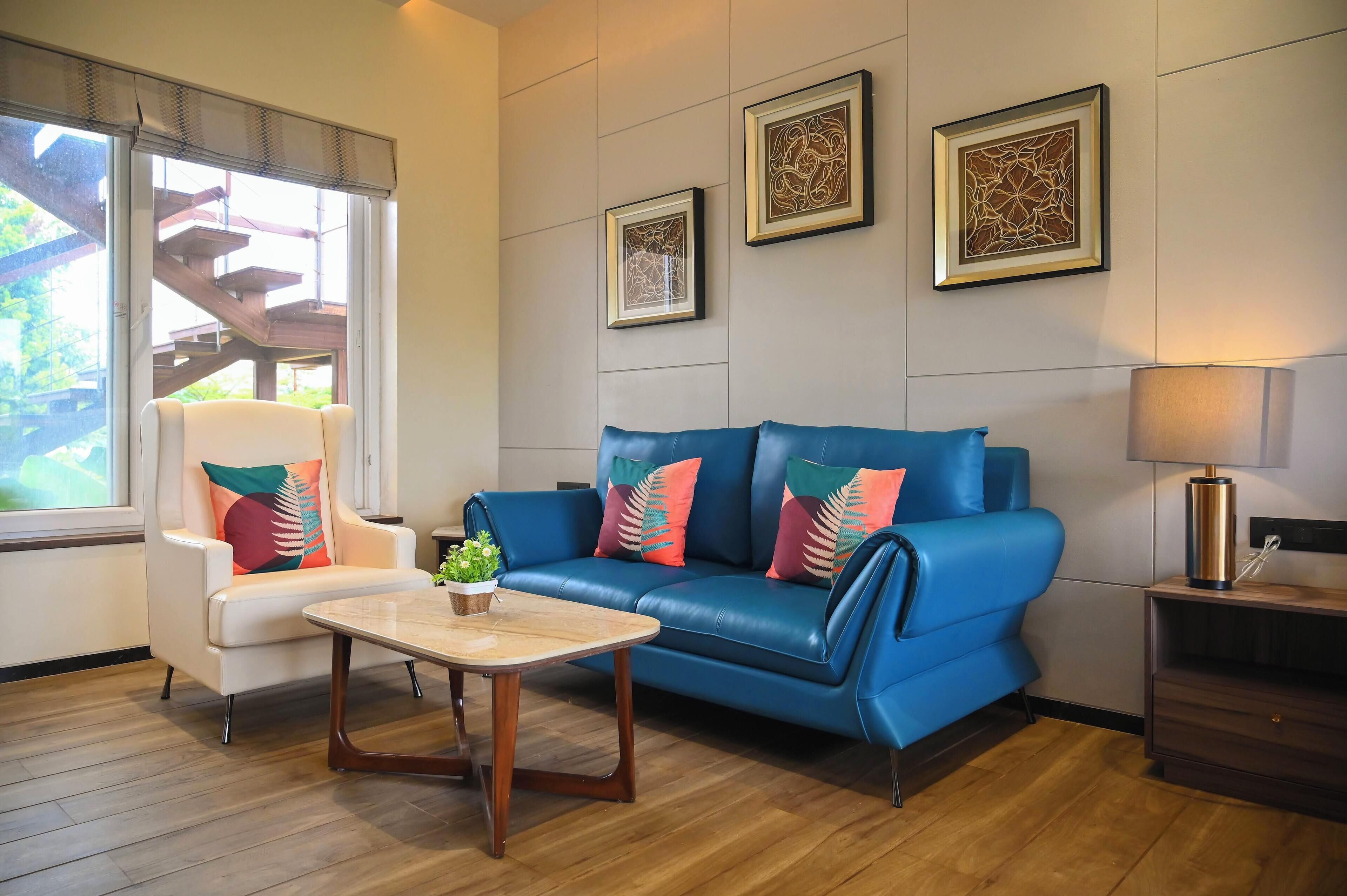 Vila, vista para o jardim | Área de estar | TV de tela plana 34 polegadas com canais via satélite