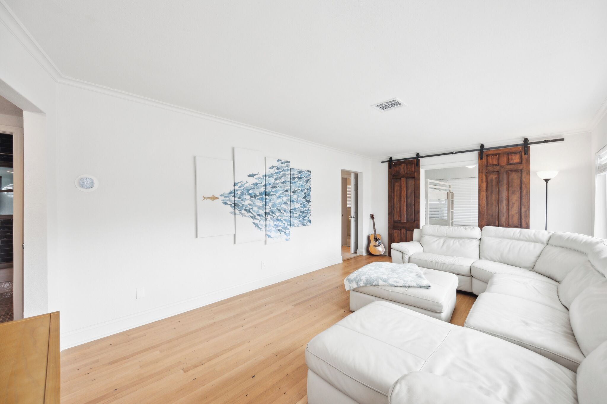 Clearwater Beach Oasis 2 Blocks To White Sand Beach - Clearwater Beach, FL