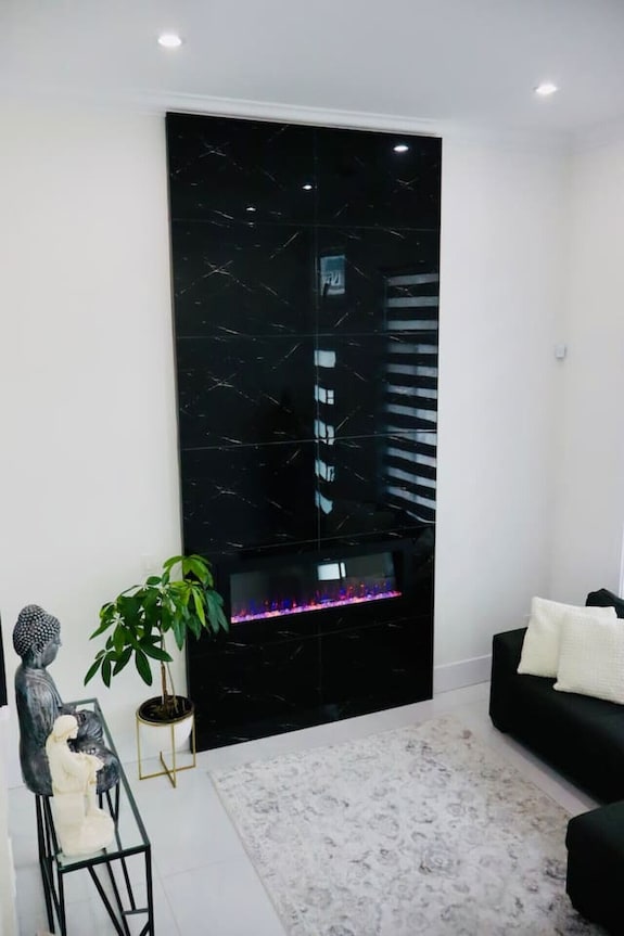 Luxurious 4br - Family Retreat - King Beds - 素裡