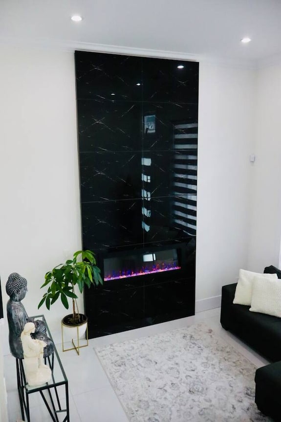 Luxurious 4br - Family Retreat - King Beds - Surrey