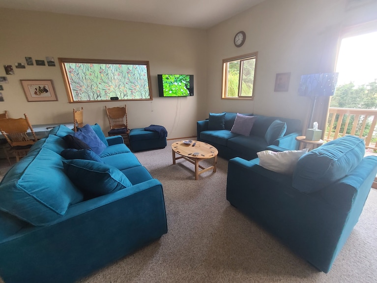 The Sweet Suite At The Dolls' Dome-ane On Historic Chuckanut Drive - Bellingham, WA