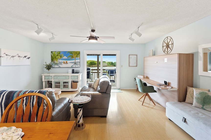 Cozy 1br Soundfront Condo | King Bed & Sunset Views - Avon, NC