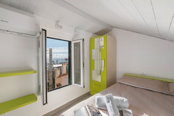 Un Terrazzo Nella Pigna, Sea-view Terrace - Sanremo