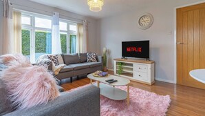 Apartamento, 1 quarto | Sala
