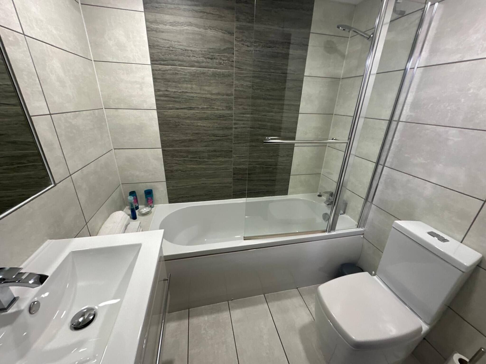 Apartamento, 1 quarto | Banheiro