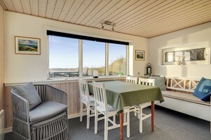 Casa na árvore clássico, vista para o lago | Área de estar