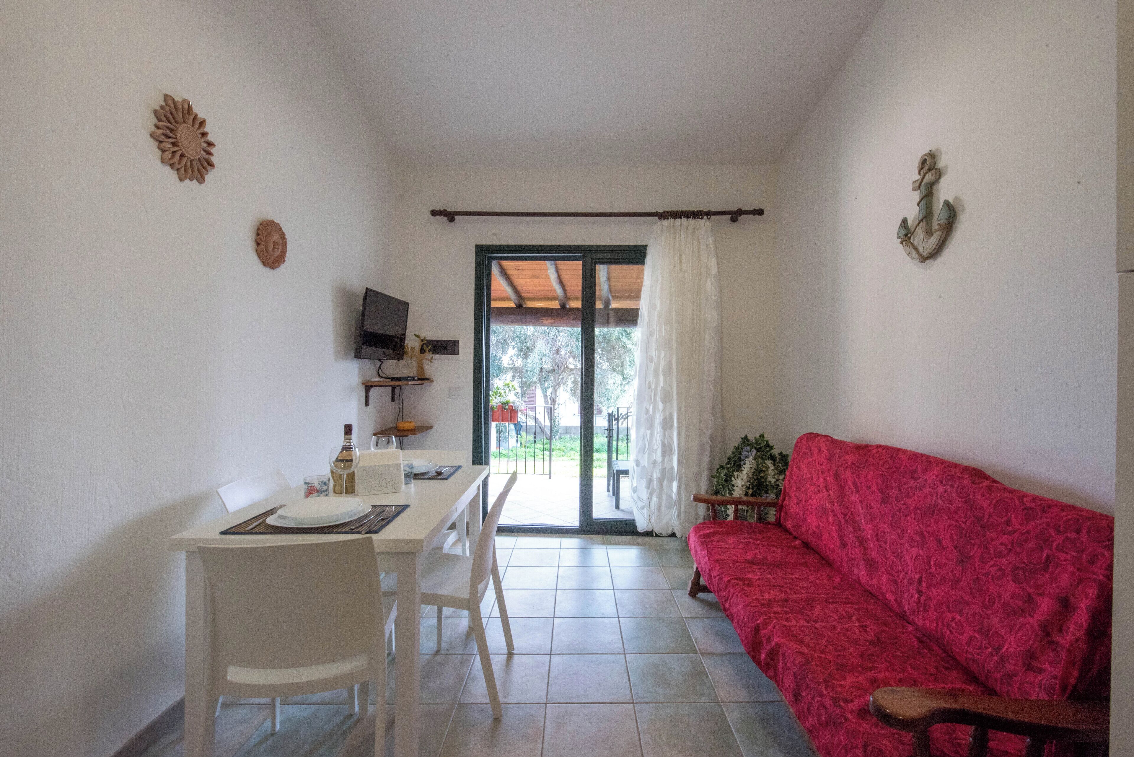 Immersa Nella Natura A Due Passi Dal Mare, Un Angolo Di Paradiso: "Su Leonaxi".. - Tertenia