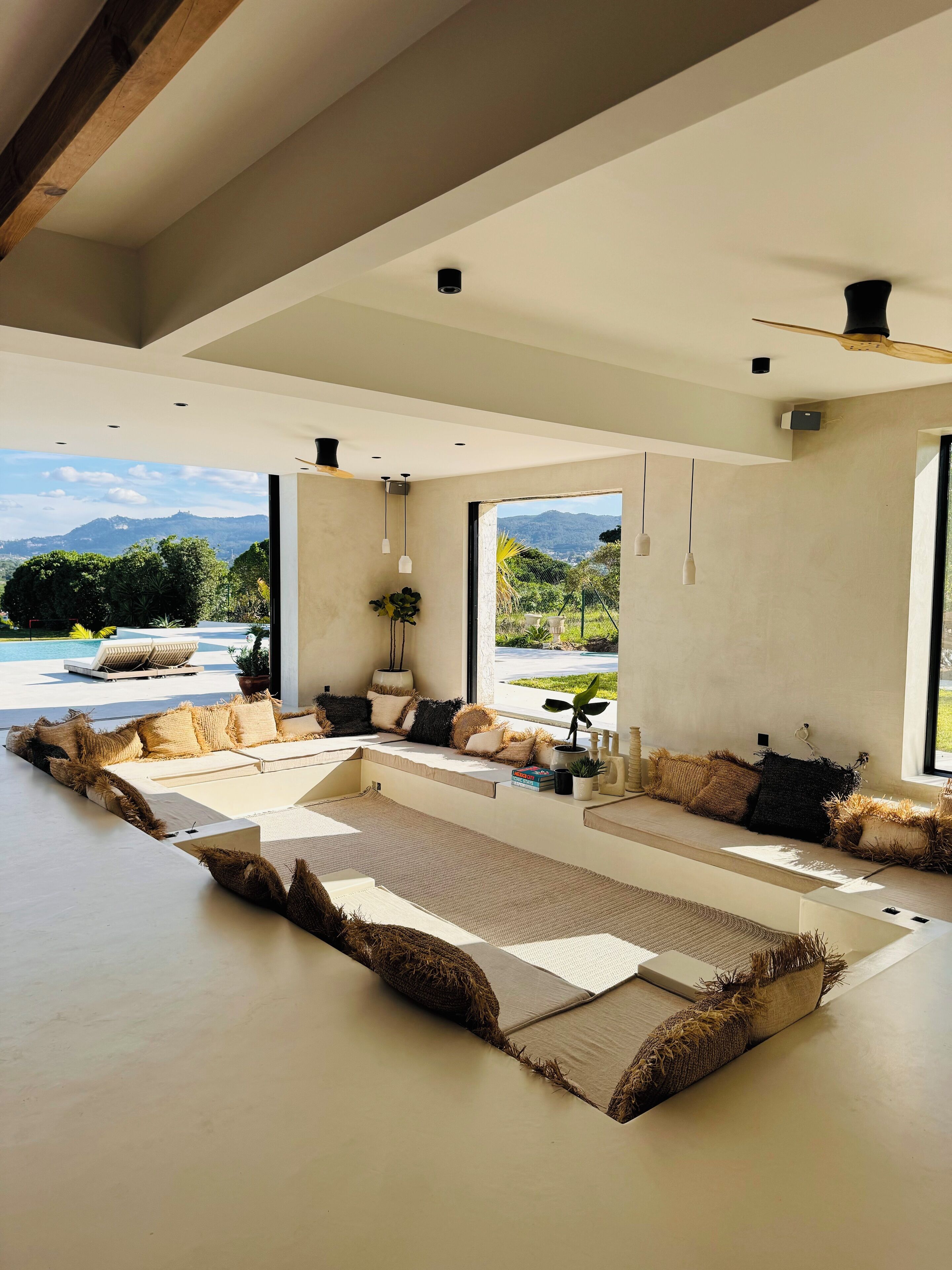 5* Luxury Villa, With Infinity Pool And Tennis Court, Short Walk To The Beach. - Sintra