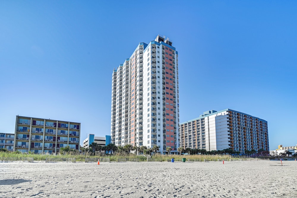 Steps To Myrtle Beach: Condo W/ Resort Amenities - Myrtle Beach, SC