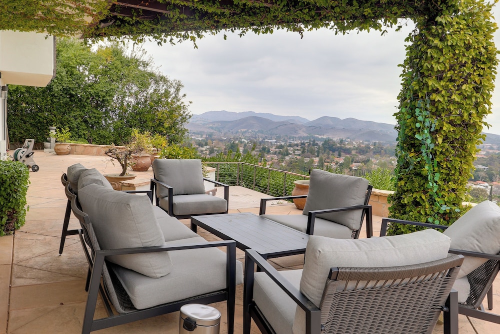 2 Mi To Promenade At Westlake: Mtn-view Haven! - Thousand Oaks, CA
