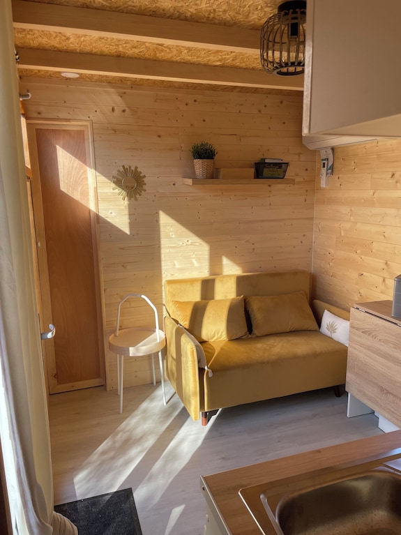 New Tiny House Des Oliviers With Private Jacuzzi - Camargue